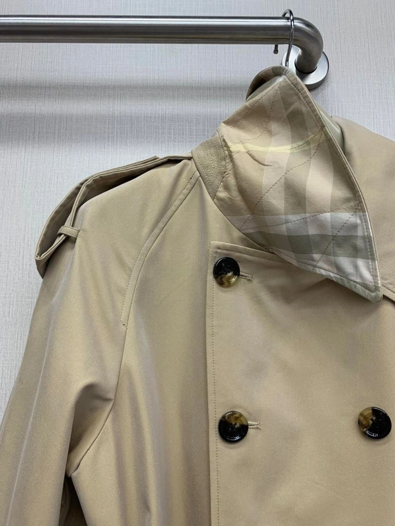 Discounted Burberry Outwear