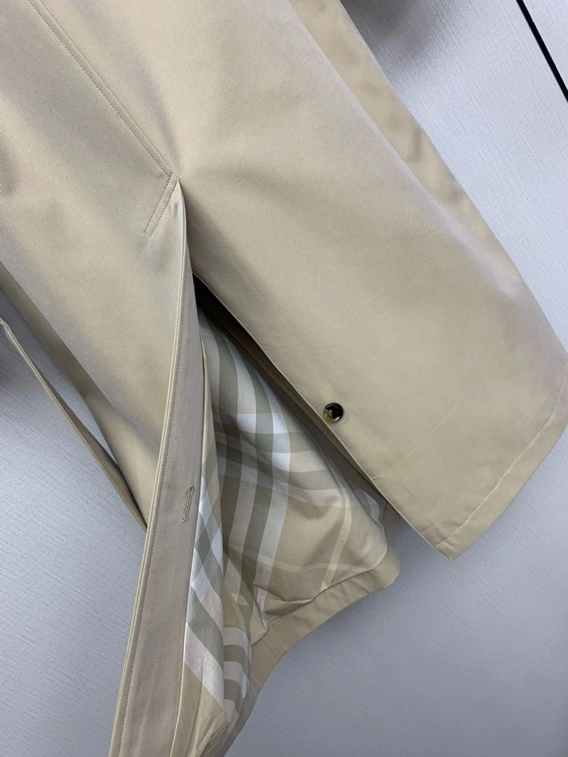 Discounted Burberry Outwear