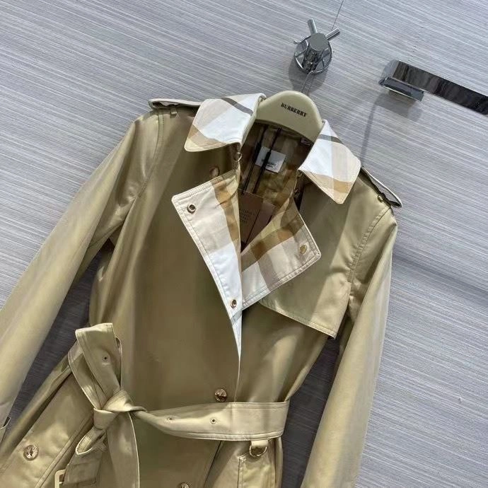 Precise copy Burberry Outwear