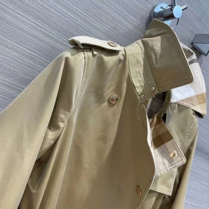 Precise copy Burberry Outwear