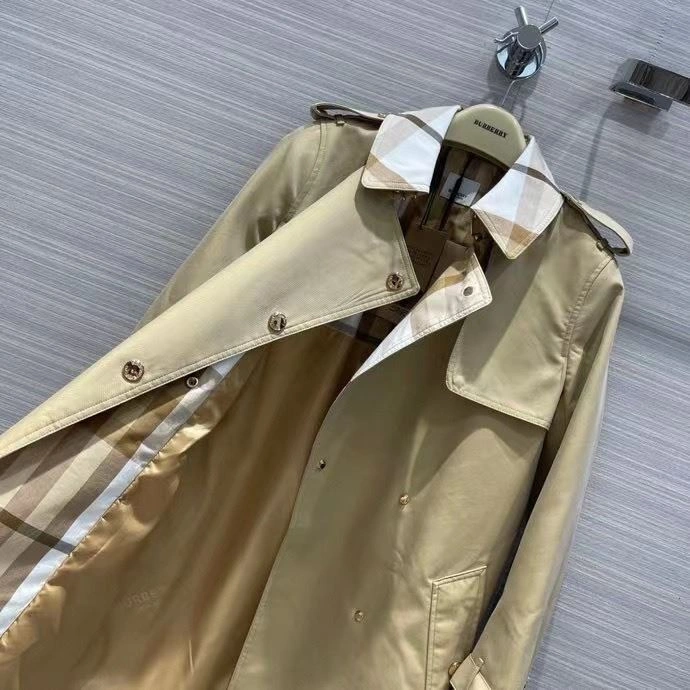 Precise copy Burberry Outwear