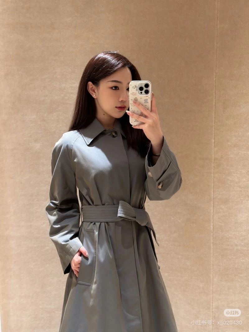 Top match Burberry Outwear