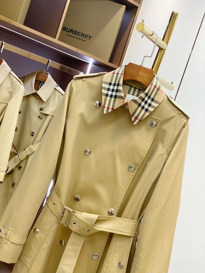 Top match Burberry Outwear