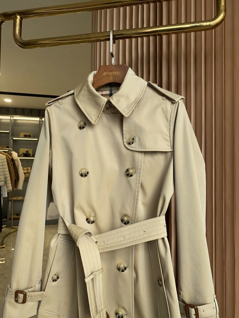 Mirror quality Burberry Outwear