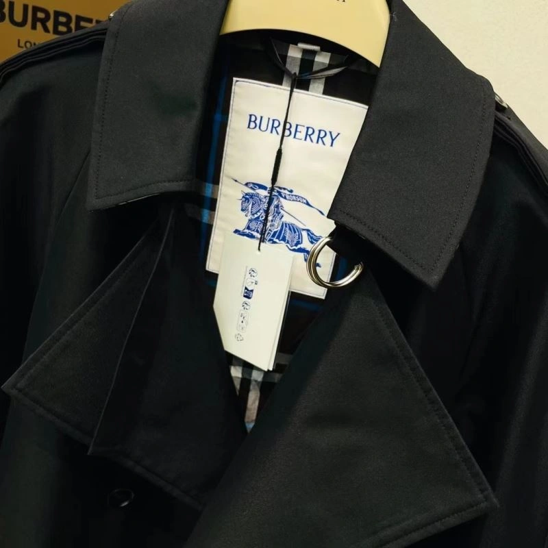 Top mirror Burberry Outwear