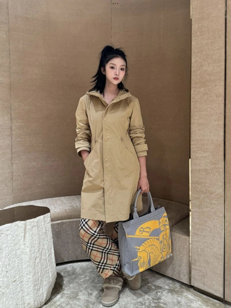 Inexpensive Burberry Outwear
