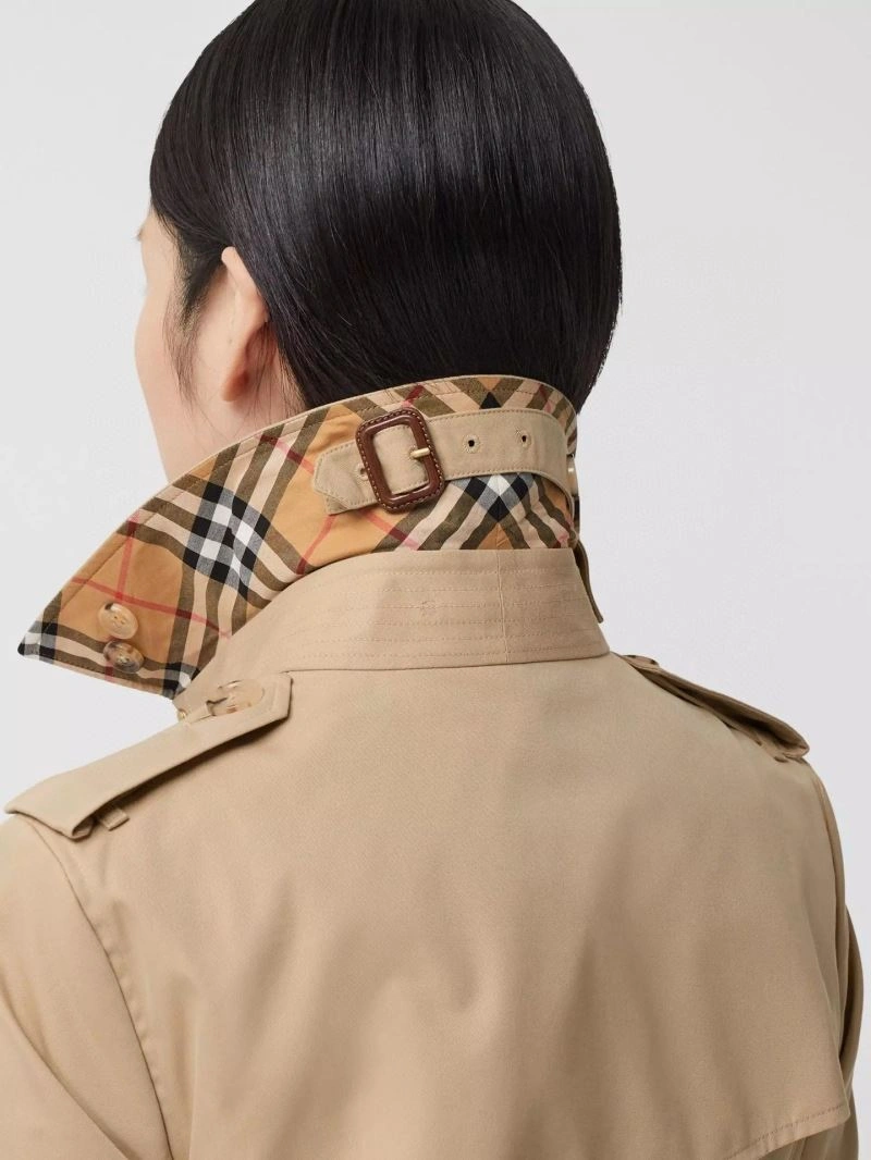 Low-cost Burberry Outwear