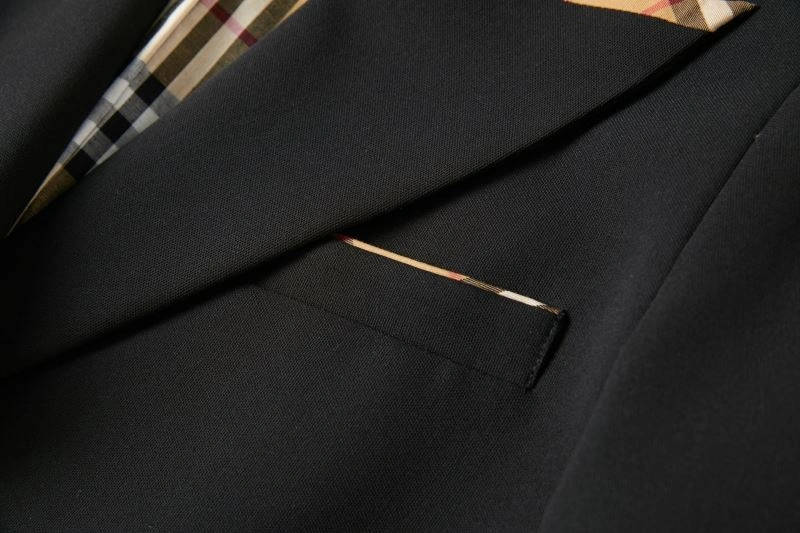 Top match Burberry Outwear