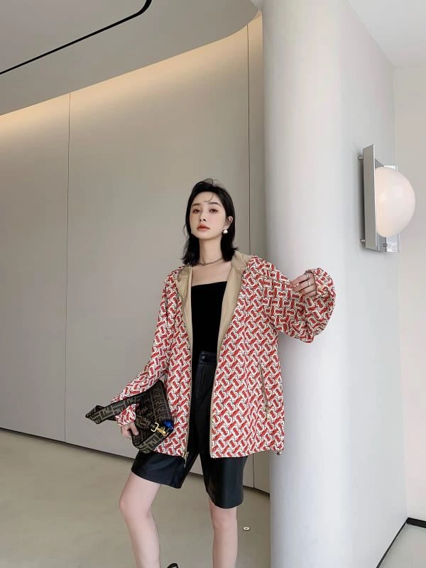 Affordable Burberry Outwear