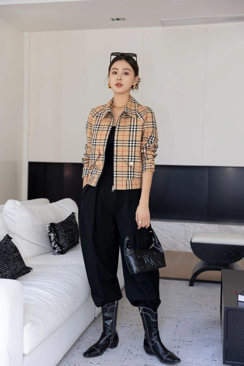 Top match Burberry Outwear