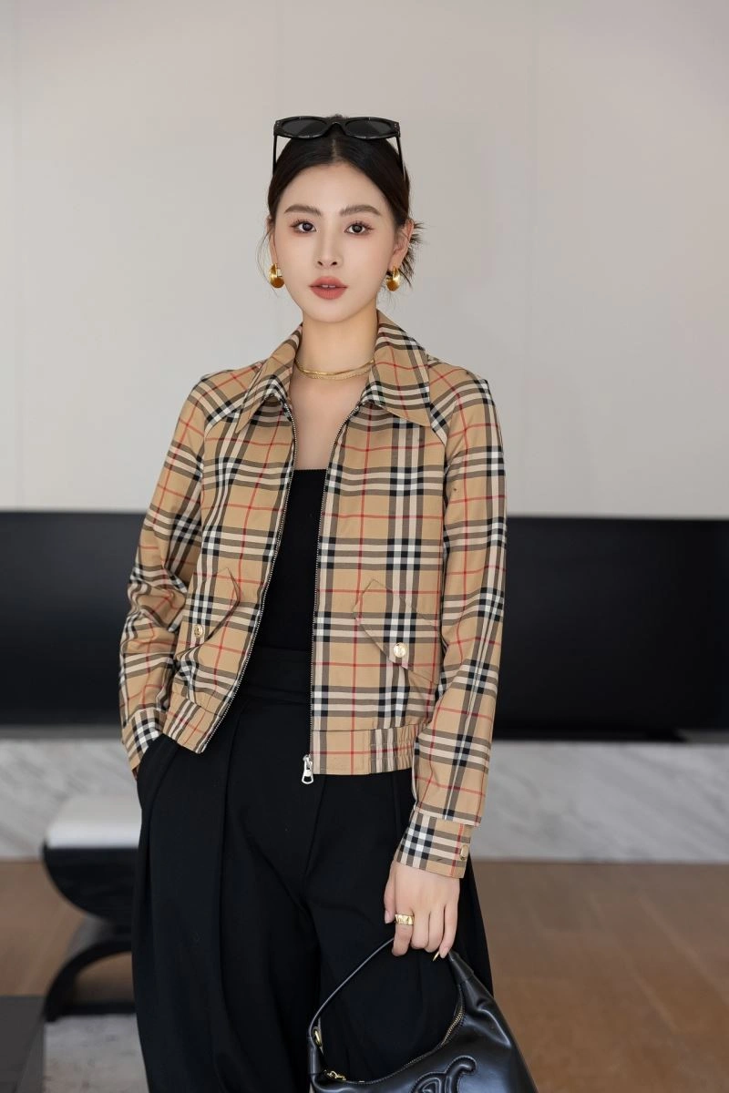 Top match Burberry Outwear