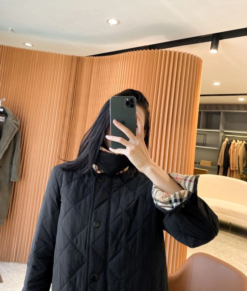 Official Burberry Outwear