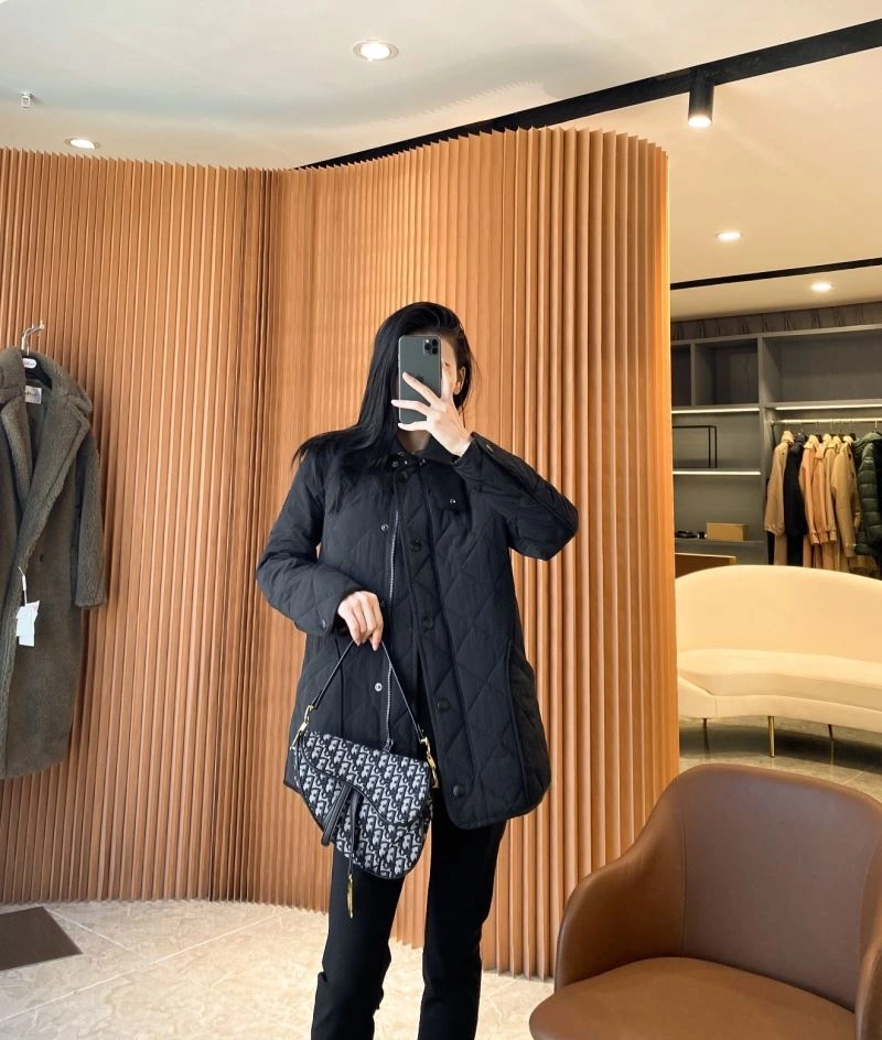 Official Burberry Outwear