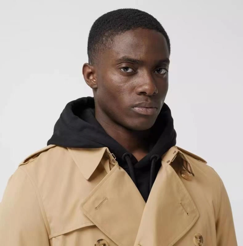 Discounted Burberry Outwear