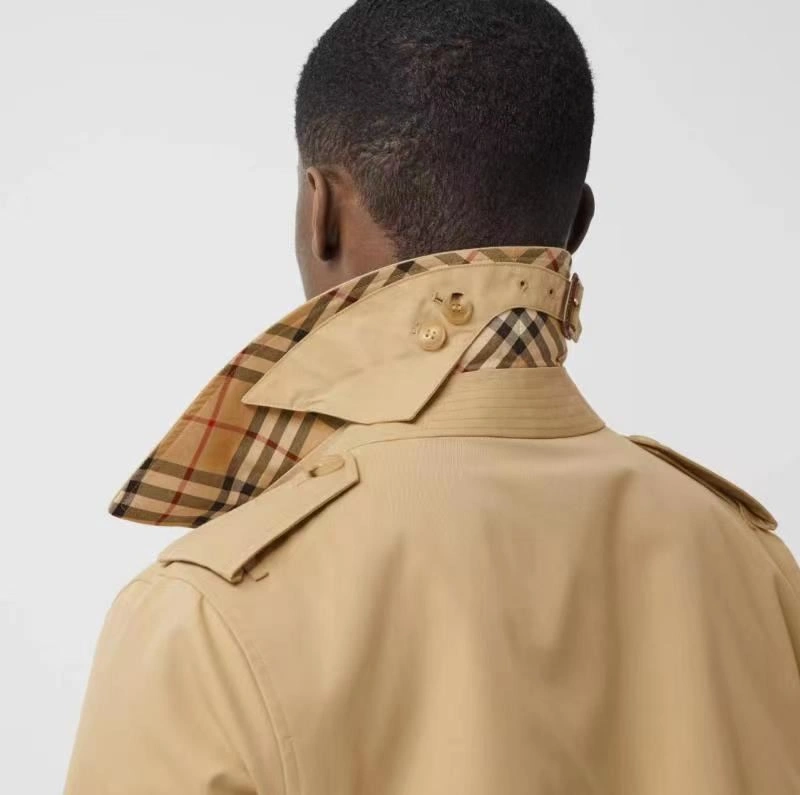 Discounted Burberry Outwear