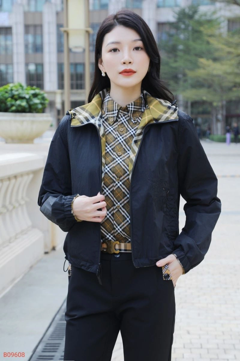 Top mirror Burberry Outwear