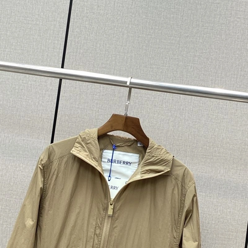 Legit Burberry Outwear