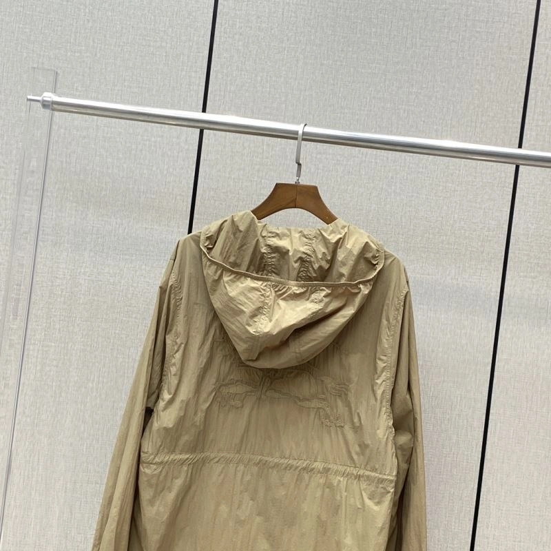 Legit Burberry Outwear