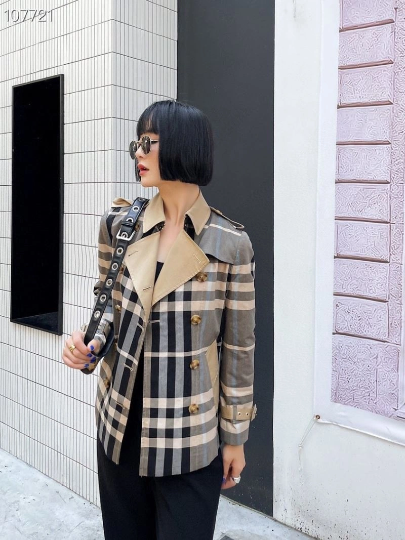 Original Burberry Outwear
