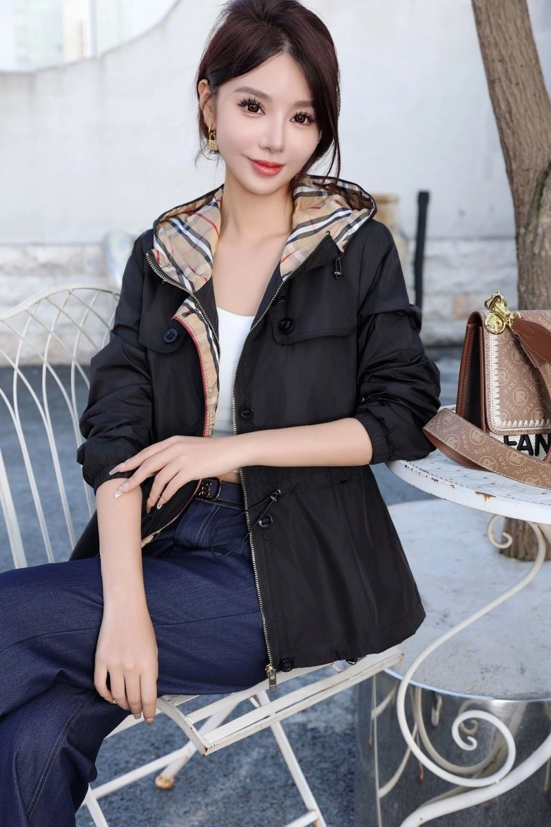 Economical Burberry Outwear