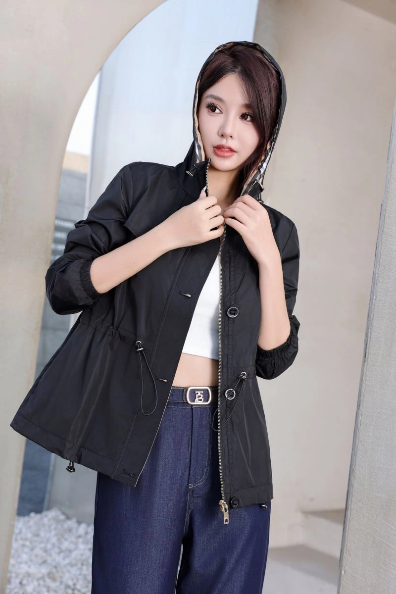 Economical Burberry Outwear