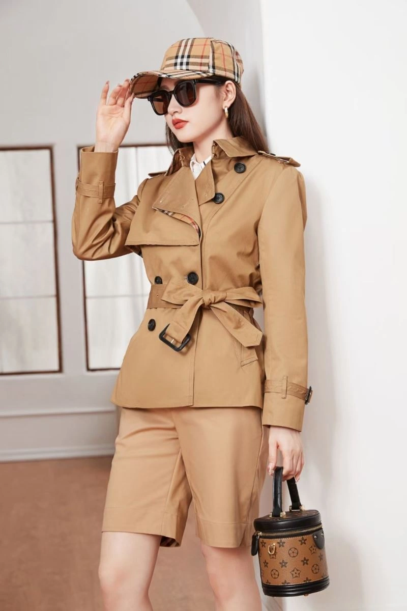 Discounted Burberry Outwear