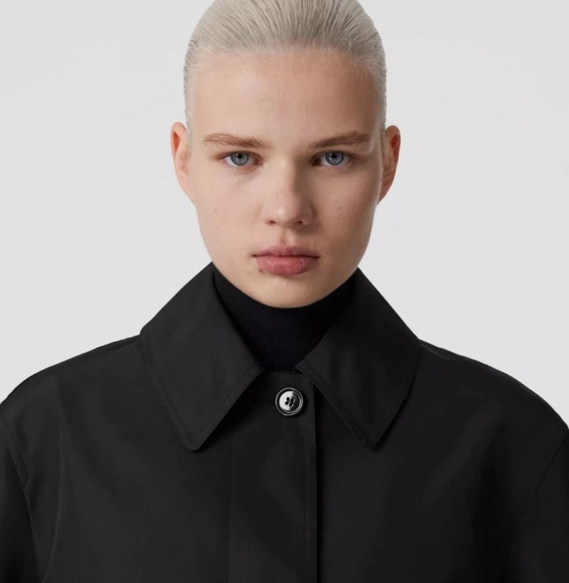 Bargain Burberry Outwear