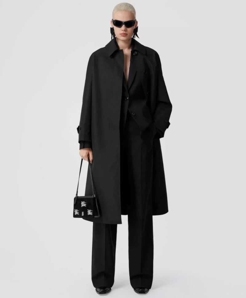 Bargain Burberry Outwear