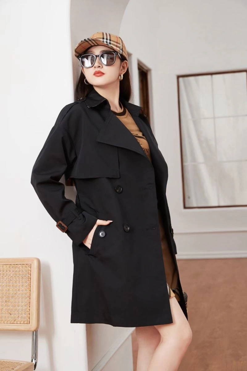 Bargain Burberry Outwear