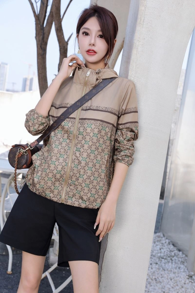 Brand-original Burberry Outwear