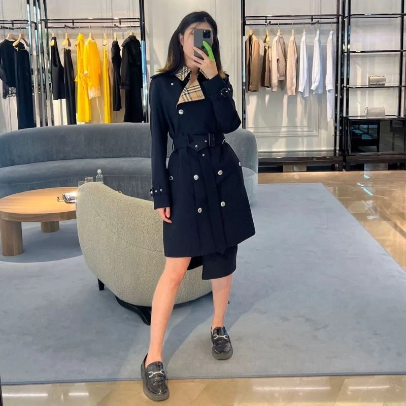 Official Burberry Outwear