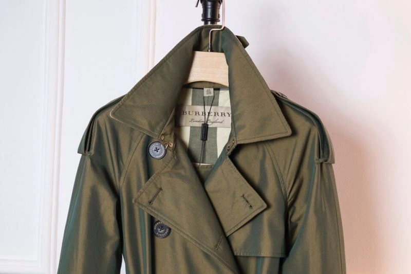 Original Burberry Outwear