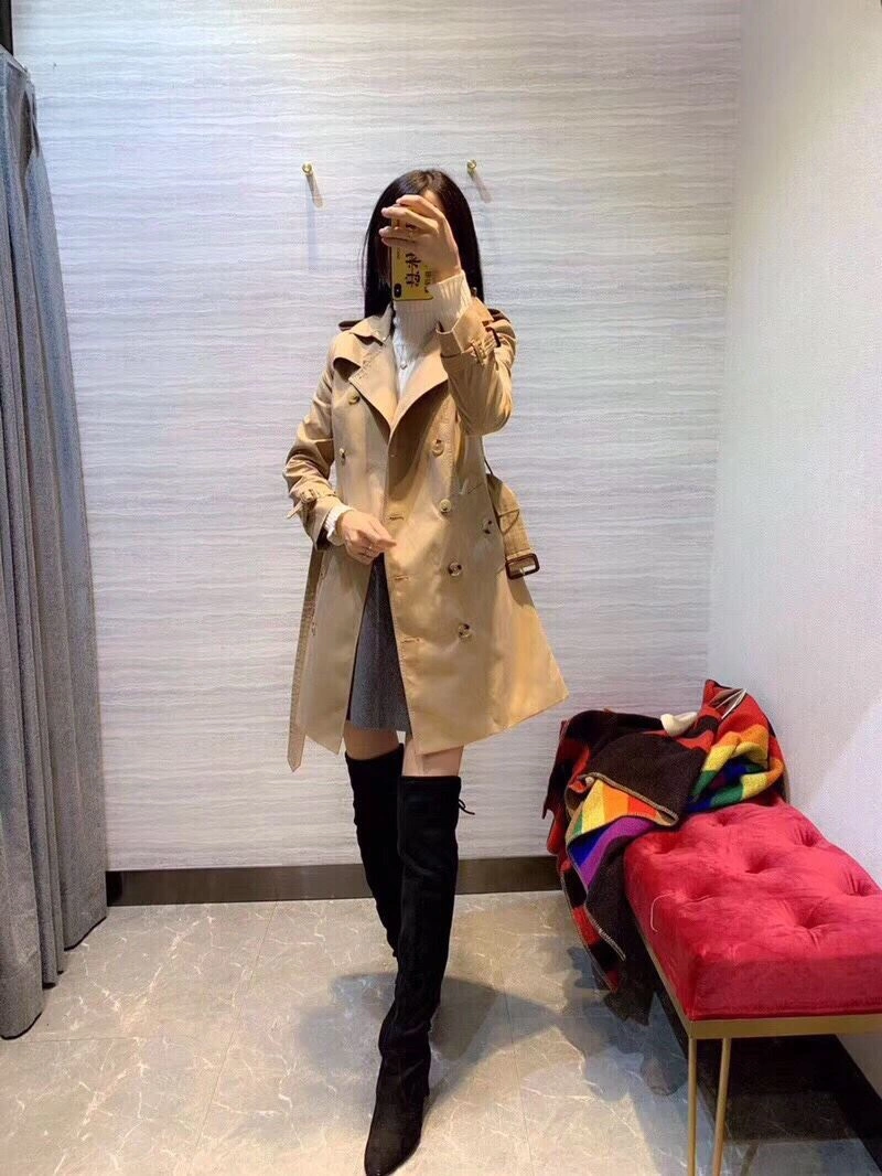 Discounted Burberry Outwear