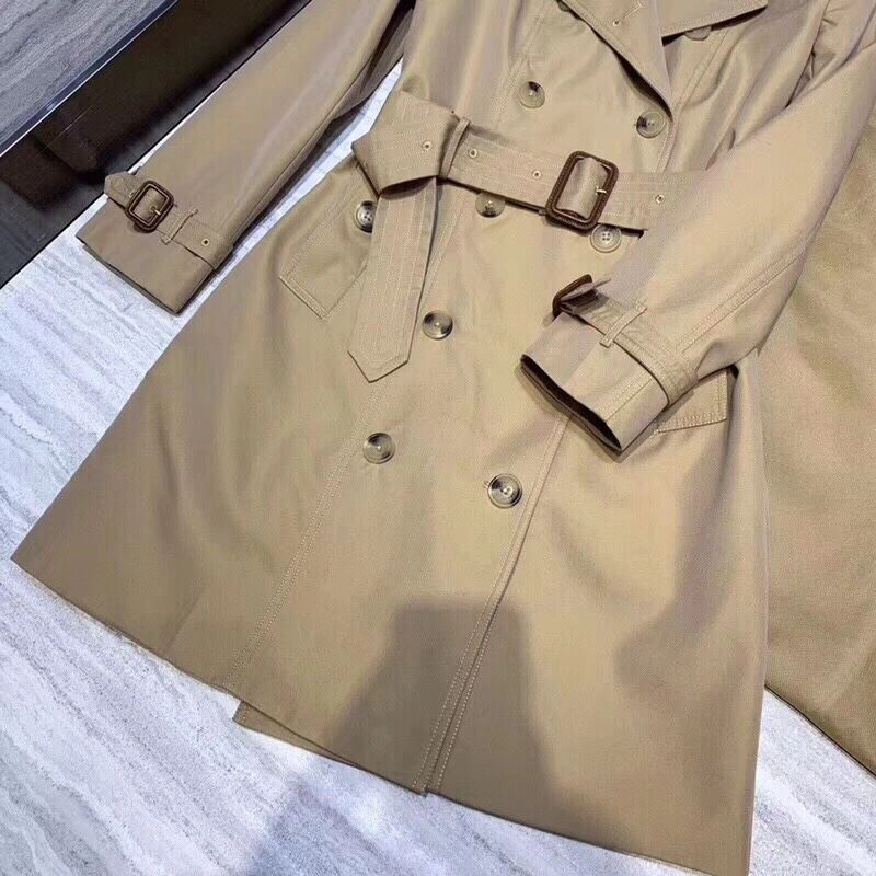 Discounted Burberry Outwear