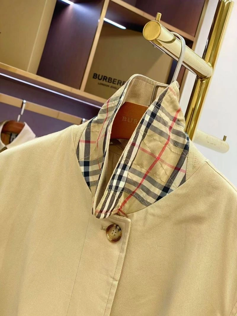 Top mirror Burberry Outwear