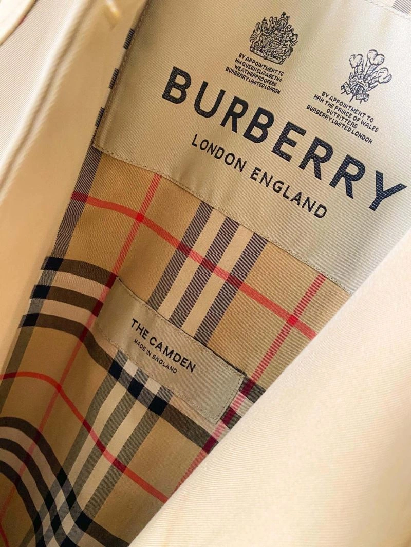 Brand-original Burberry Outwear