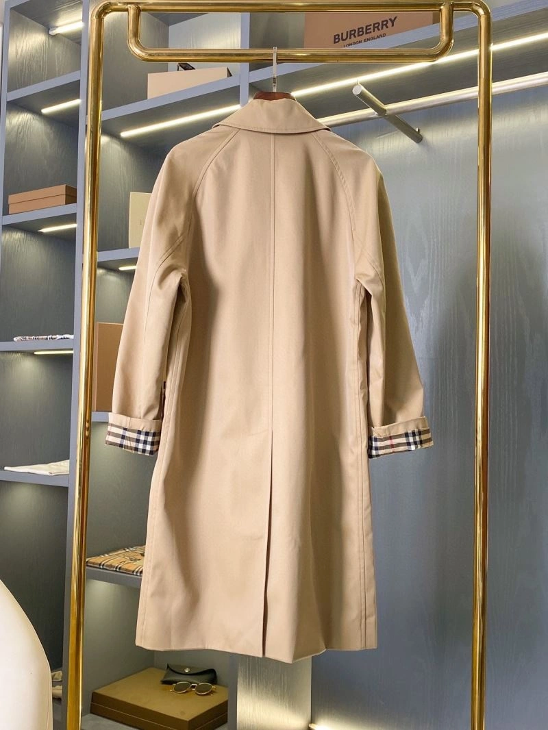 Brand-original Burberry Outwear