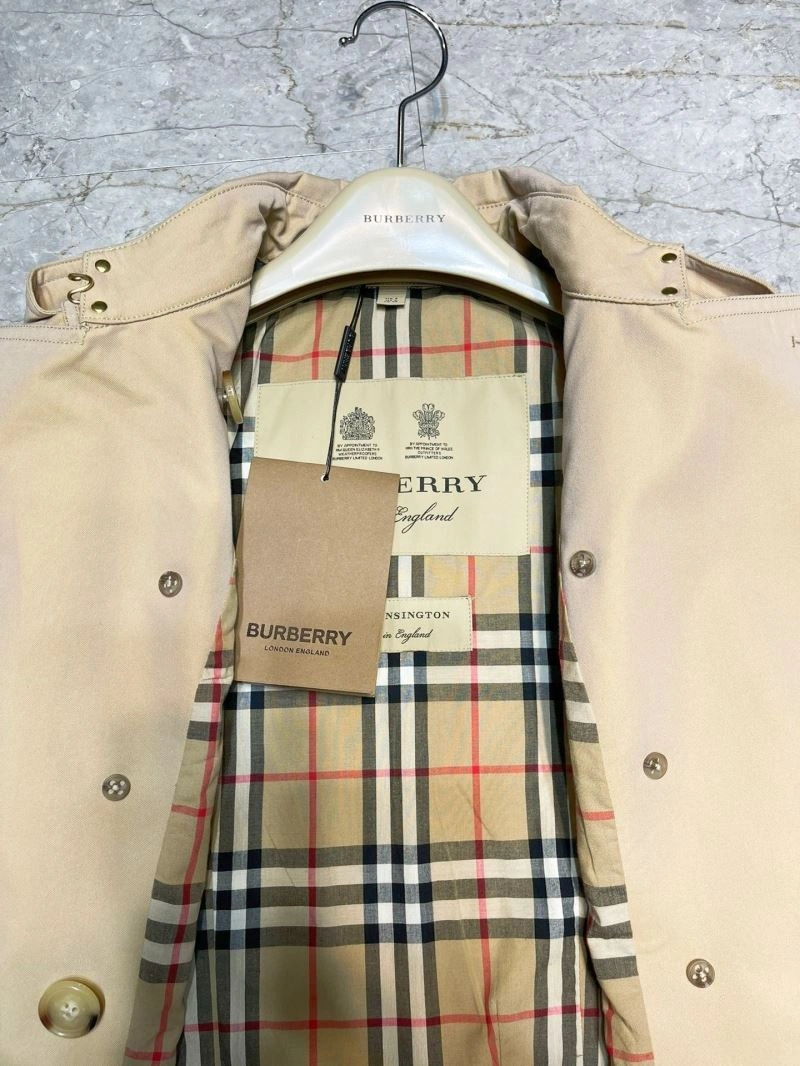 Economical Burberry Outwear