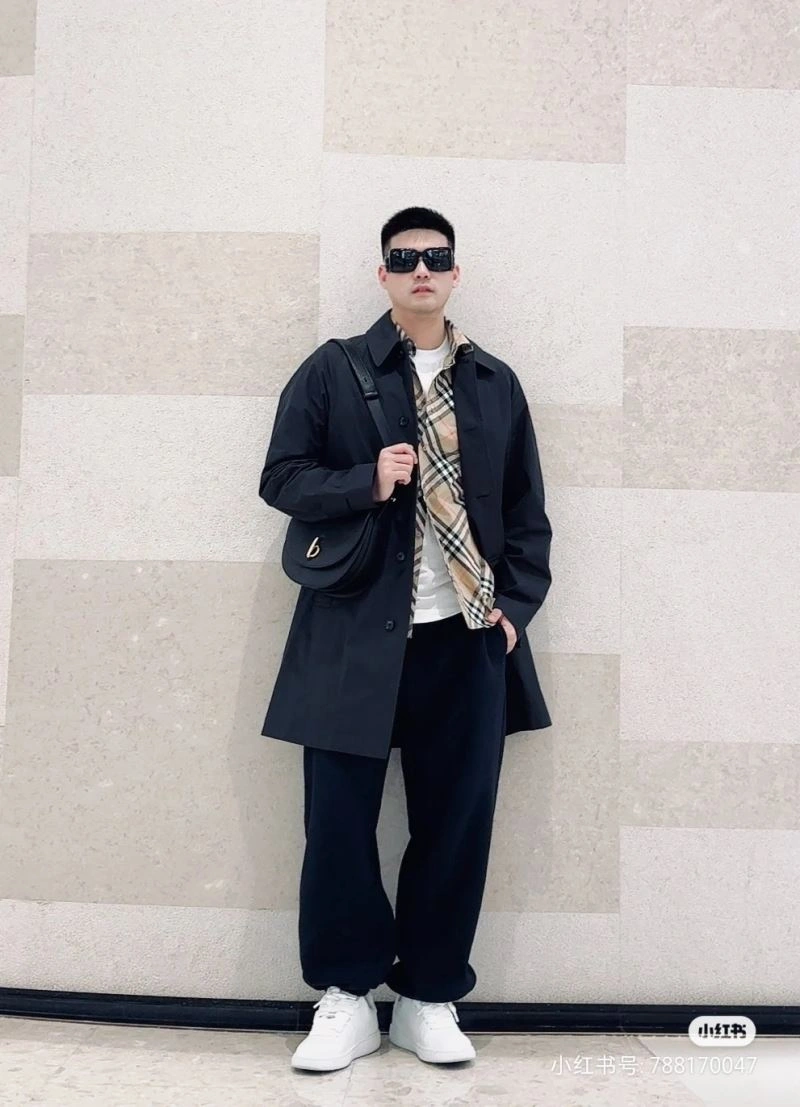 Mirror quality Burberry Outwear