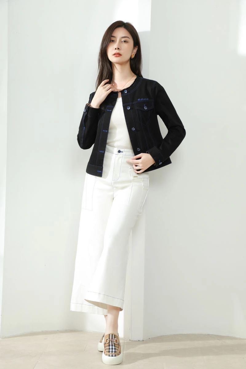 Top match Burberry Outwear