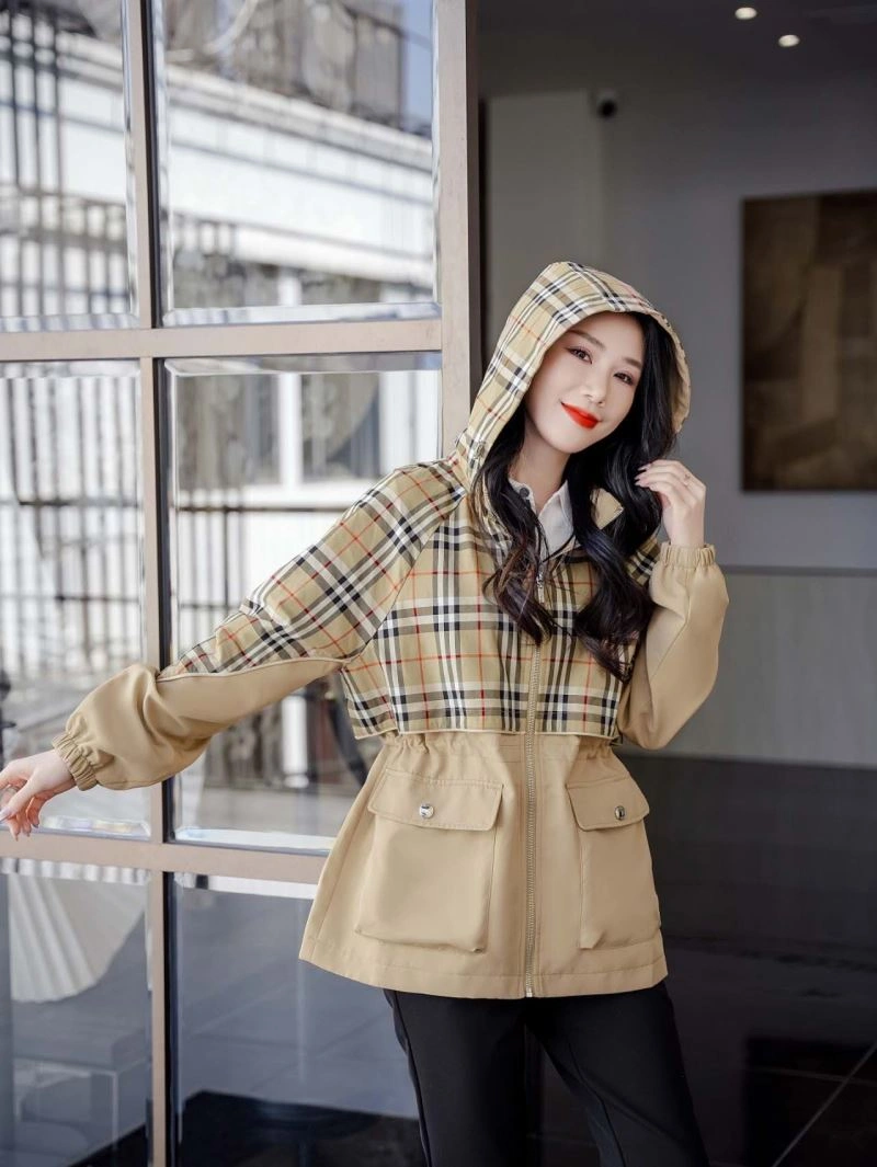 Brand-original Burberry Outwear