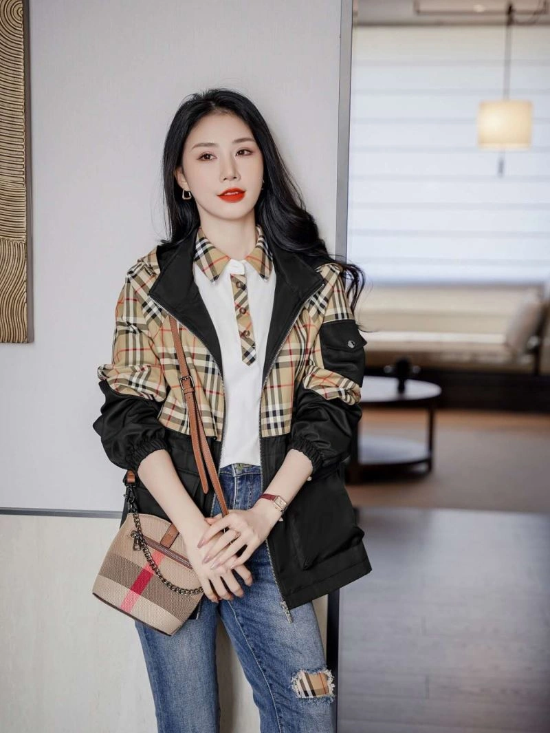 Official Burberry Outwear