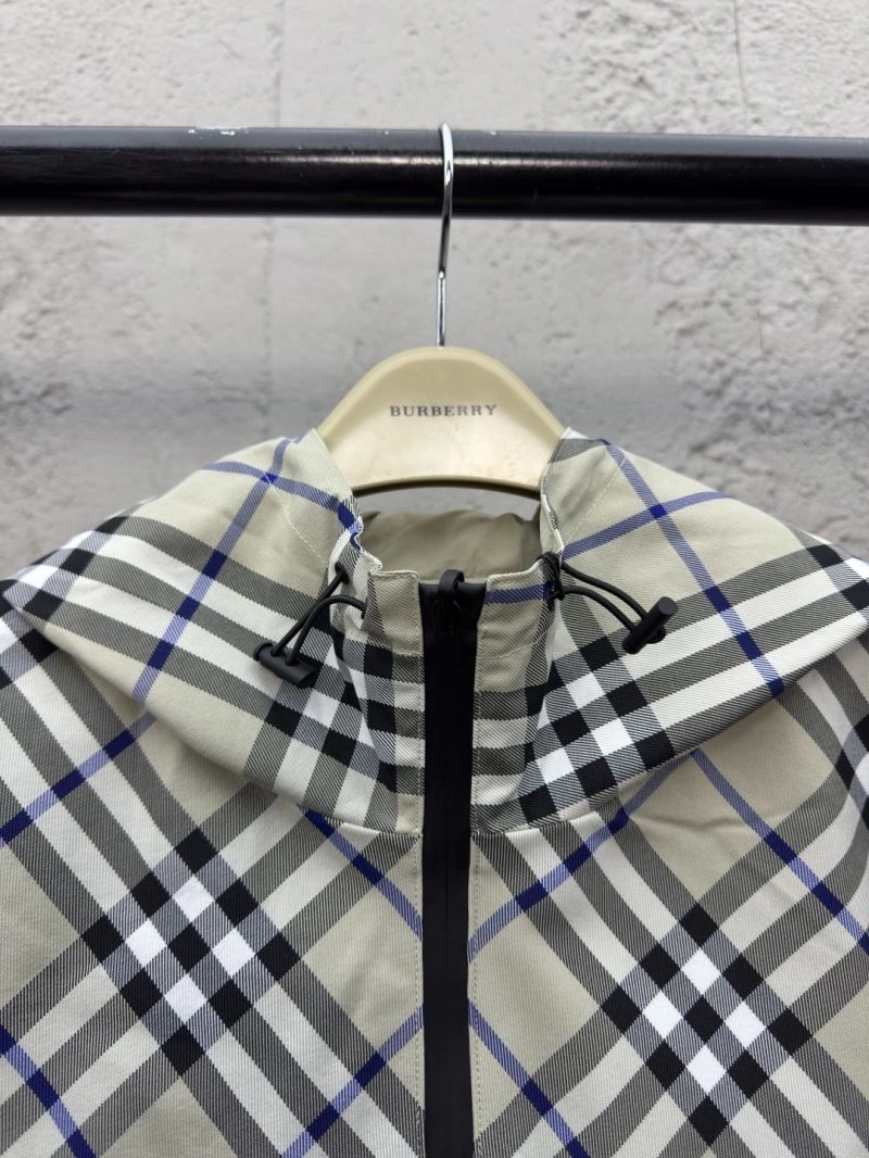 Legit Burberry Outwear