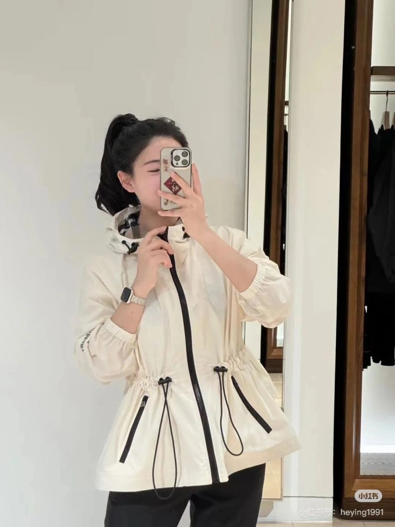 Official Burberry Outwear