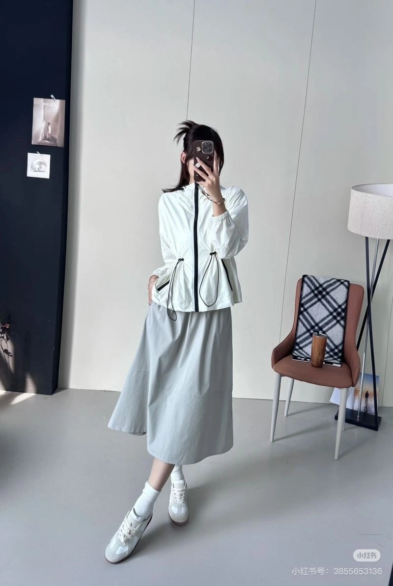 Official Burberry Outwear