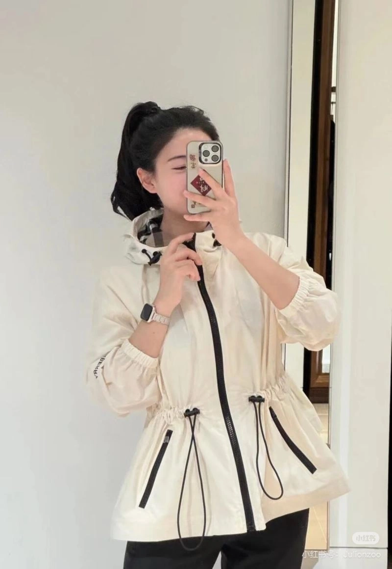 Official Burberry Outwear
