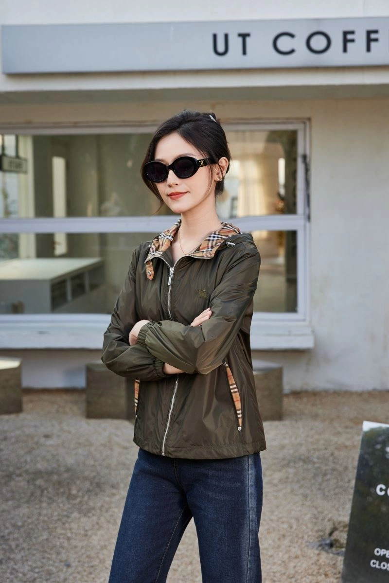 Brand-original Burberry Outwear