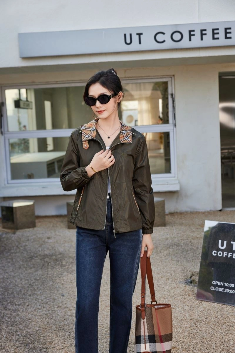 Brand-original Burberry Outwear