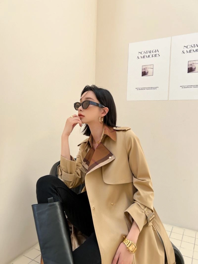 Discounted Burberry Outwear