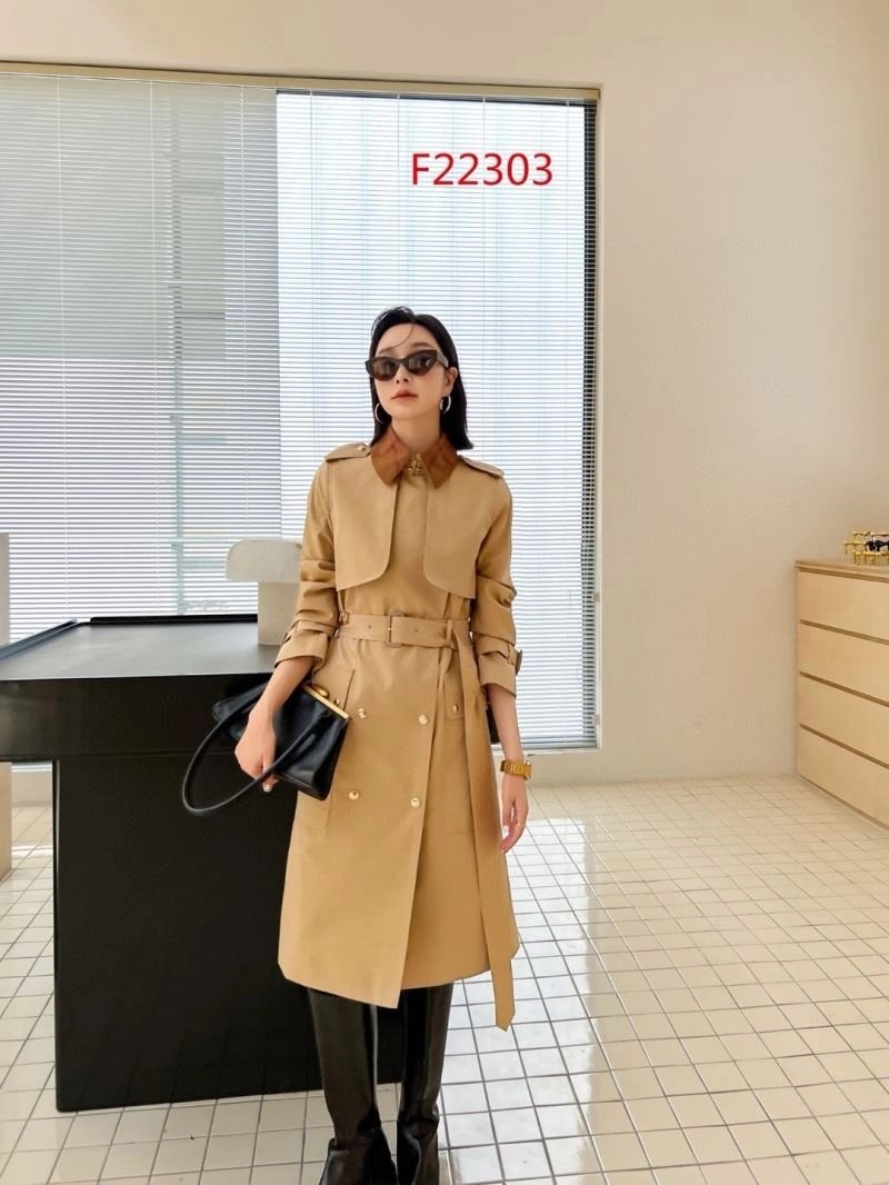 Discounted Burberry Outwear
